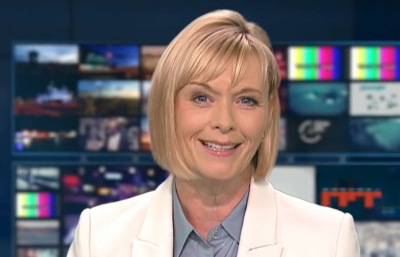 Julie Etchingham: ITV News Anchor, Age, Husband, Bio