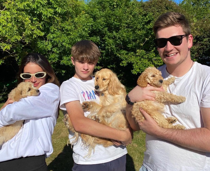 Oli White – YouTuber, Entrepreneur, and Influencer Story