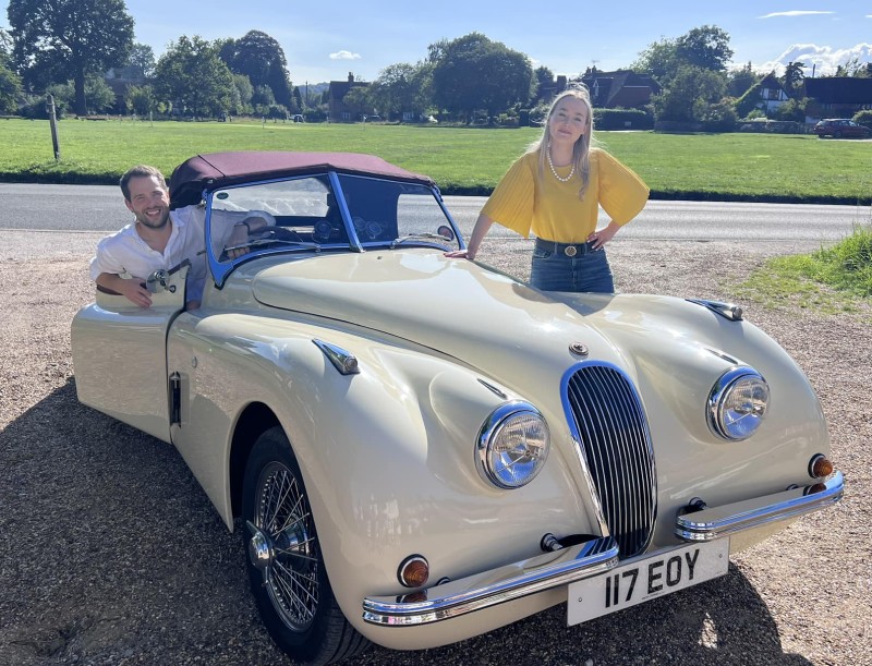 Hettie Jago – BBC Antiques Road Trip Expert & Auctioneer