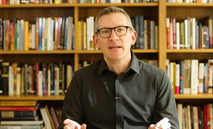 Andy Crouch: Faith, Culture, Power and the Meaning of a Tech-Wise Life ...